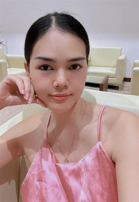 Lo T Nh B U B C A Ng C Trinh