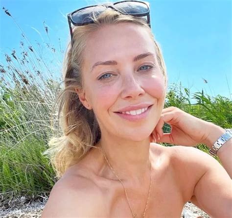 Laura Hamilton And Lucy Verasamy Send Fans Wild As They Pose For Gorgeous Snap Daily Star