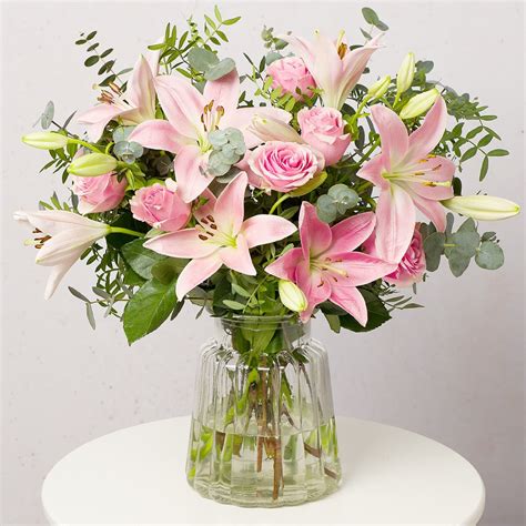 Lily Flower Bouquets Hand Tied Bouquet Neutral The Lily Pad