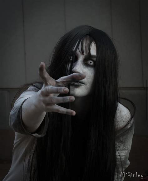 Sadako 👻 Haunted House Makeup Ring Horror Beautiful Pencil Sketches