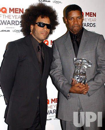 Photo Denzel Washington Wins Best Film Actor At 2002 Gq Men Of The