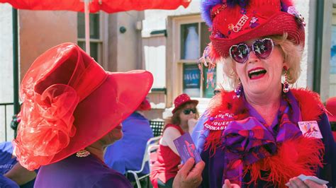 Red Hat Ladies Vintage Red Roses Chapter Of The Red Hat Society