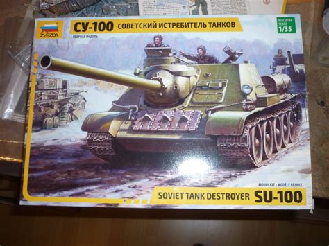 SU-100 - Zvezda - 1/35