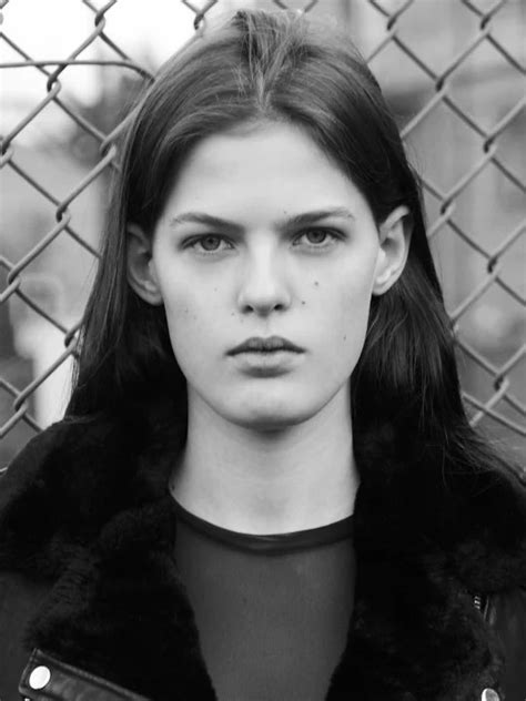 Photo Of Fashion Model Anna Ross Id 624246 Models The Fmd