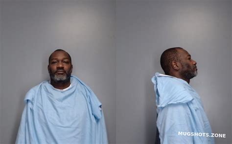 Gordon Andre Jamison 02022023 Champaign County Mugshots Zone