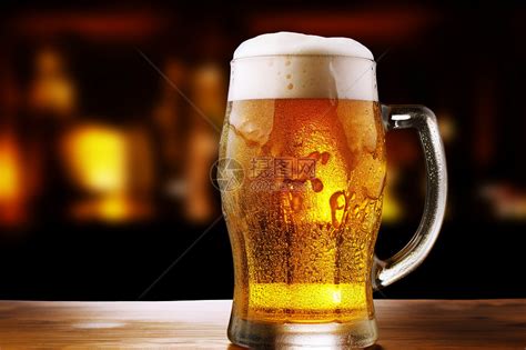 冒泡的啤酒高清图片下载 正版图片600182833 摄图网