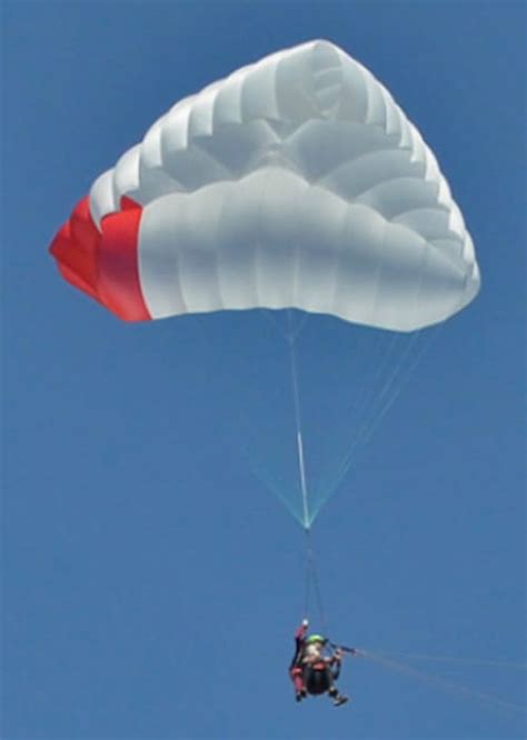 Bestuurbare Reserve X Triangle Voor Paramotor Piloten