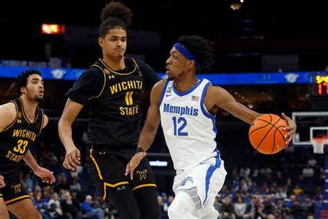 Deandre Williams Monster Game Powers Memphis Basketball To Double Digit Win Yahoo Sports