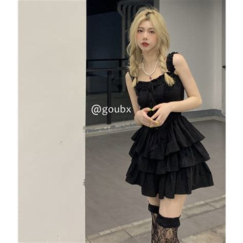 프랑스어 허리 슬리밍 Suspender 드레스 여성 2021 뉴 여름 블랙 리틀 섹시 퓨어 컬러 우아한 패션 서스펜더 라인
