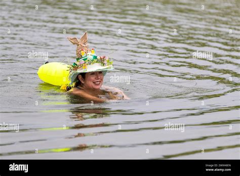 1130 Sunday 31st March Lydney Gloucestershire Uk Easter Celebrations At Cold Water Wild