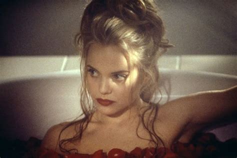 Mena Suvari American Beauty Wallpaper