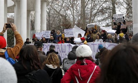 Протестен марш на 8 март за правата на жените Независен Весник