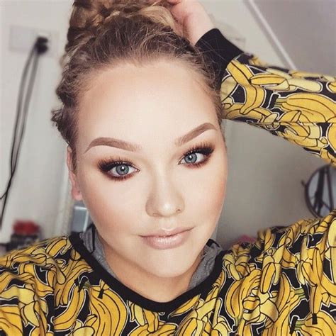 N I K K I E T U T O R I A L S On Instagram “no Glam Without My Banana