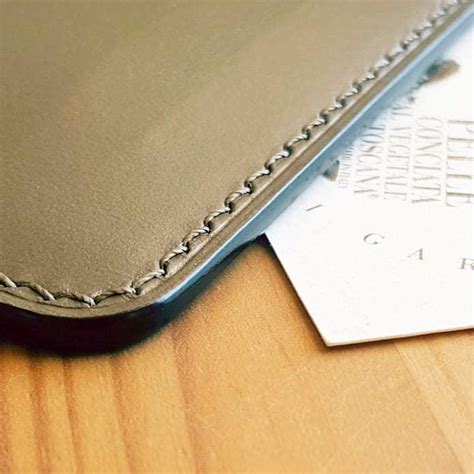 Edge Detail Scrolller