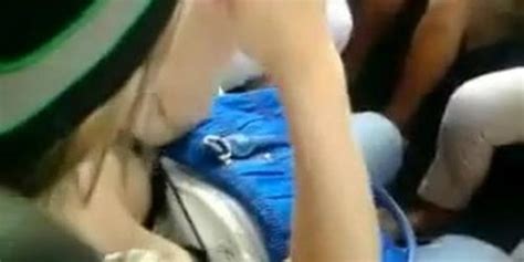 Nice Downblouse Bus