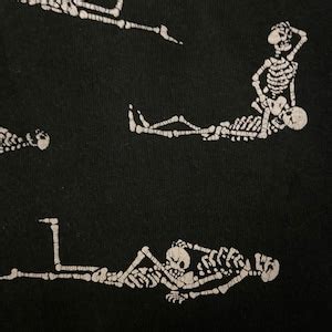 Skeletons Boners Vintage S T Shirt Give Her Bone Sex Skeleton Halloween Party Give Me Head