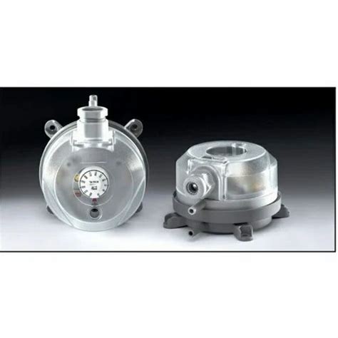 Liquid Differential Pressure Switch At 1200 In Kalol ID 14320558048