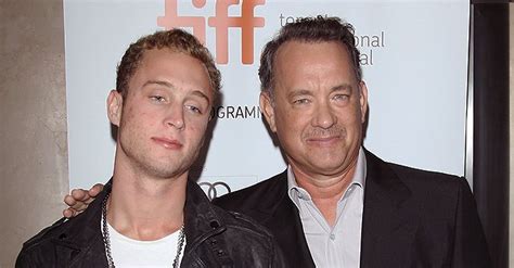 See Chet Hanks Biracial Daughter Michaiahs Beautiful Hair As He