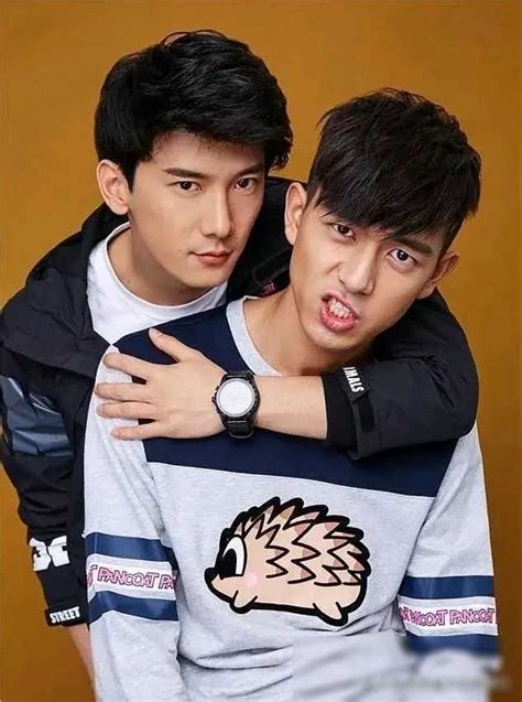 刘炳麟，杨幂力捧的偶像小生，低调帅气，演技不俗！事业外表形象