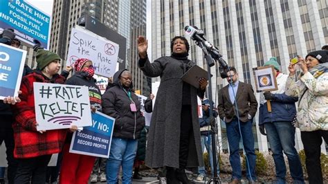 Advocates Call On Illinois Regulators To Reject Natural Gas Rate Hikes