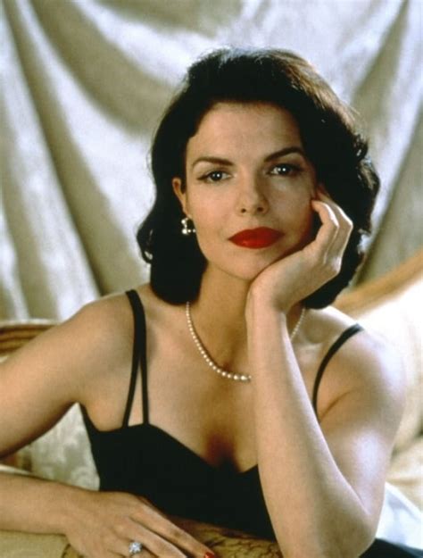 Picture Of Jeanne Tripplehorn