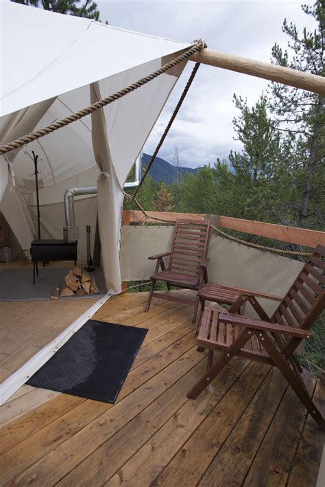 Glacier Under Canvas Treehouse