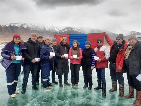 Мөнгөн мөсний баяр 2023 амжилттай зохион байгуулагдлаа БАЯН ӨЛГИЙ АЙМГИЙН НЭГДСЭН ЭМНЭЛЭГ