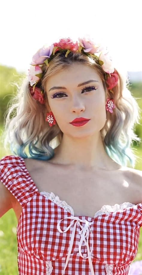 Gorgeous Blue Rreactgirlsofyt