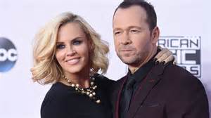 Donnie Wahlberg Reveals New Project With Jenny Mccarthy Hours After