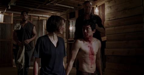 AusCAPS Steven Yeun Shirtless In The Walking Dead 3 08 Made To Suffer