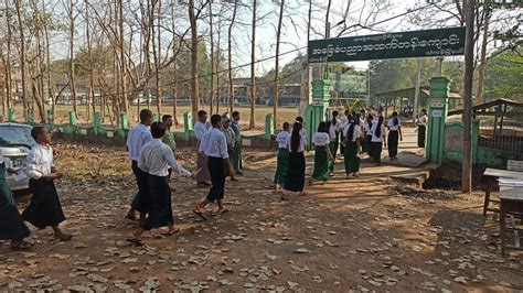 သဲကုန်းမြို့နယ်တွင် ၂၀၂၃ ၂၀၂၄ ပညာသင်နှစ်တက္ကသိုလ်ဝင် စာမေးပွဲ ပထမနေ့ မ