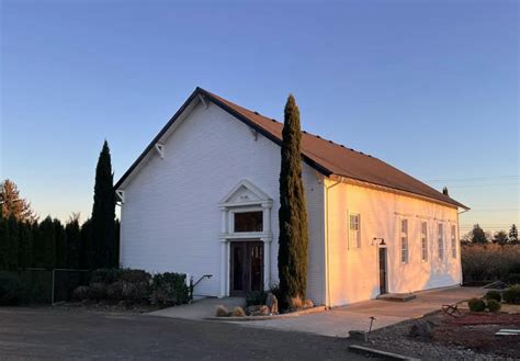 Sponsored A Dream Business And Property In Newberg — The Old