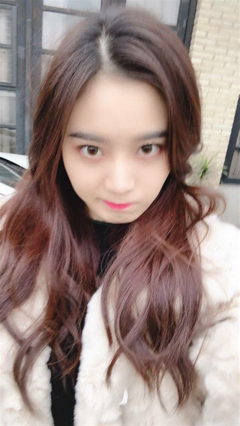 Pin Oleh Kah Di — Xu Yiyang Riasan Wajah Gambar Wajah