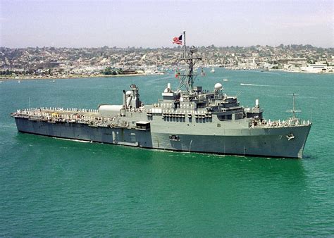 Lpd 7 Uss Cleveland