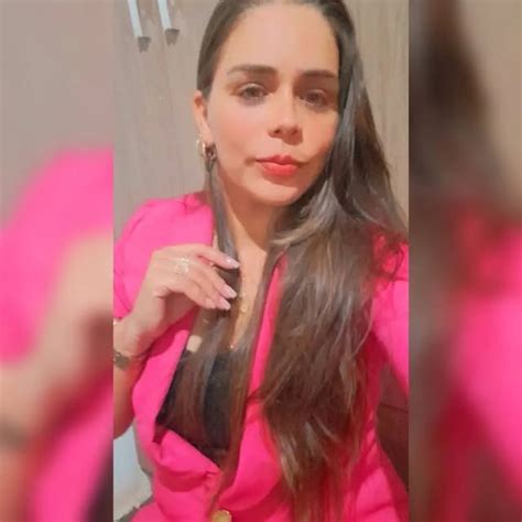 Camilla Costa Camilla Costa On Threads