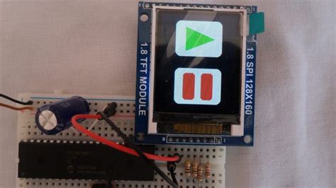PIC F Projects Simple Circuit