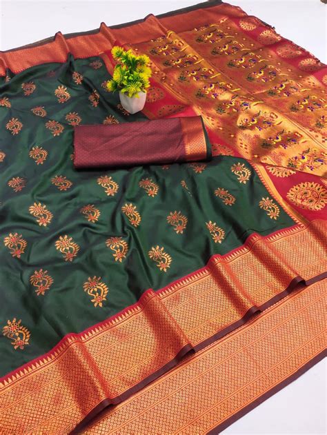 Dark Green Woven Silk Blend Banarasi Paithani Saree With Blouse