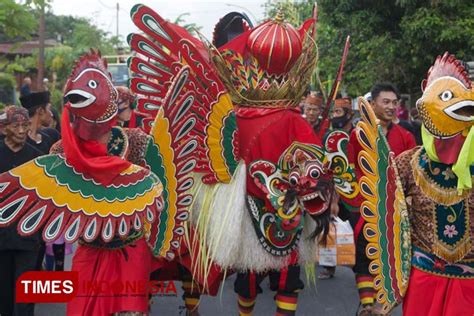 Sakral Barong Ider Bumi Kemiren Banyuwangi Mampu Usir Roh Jahat