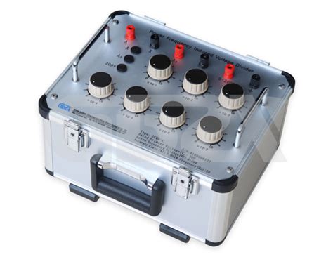 Power Frequency Inductive Voltage Divider With High Precision Measurement