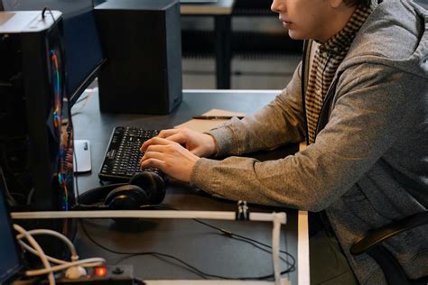 실내 가상의 가젯 공부하다 교육 기기 기술 기술적인 기업 기업가 노트북 디지털 봉납 분석 블로깅