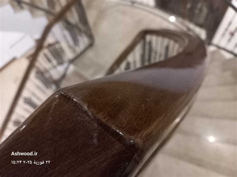 اجرای نرده های قوس دار تمام چوب عکس و ساخت سفارشی پله چوبی