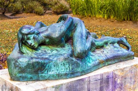 Naked Woman Statue Sculpture Figure Monument Fountain In Mexico City Editorial Image Image Of