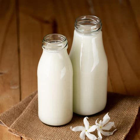 Домашнее коровье молоко с фермы Купить в СПб с доставкой на дом