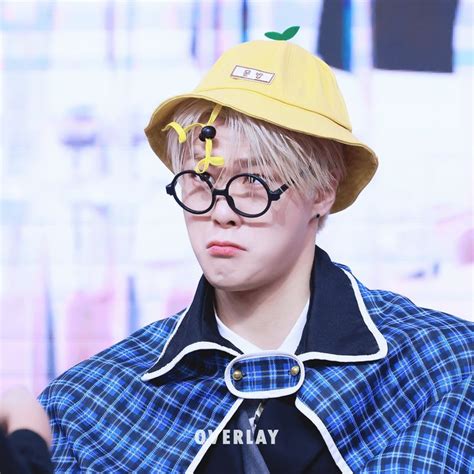 Moonbin Daily🌙️ On Twitter Moon Bin Astro Pretty People