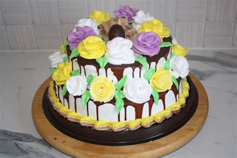 Бялуу захиалгаар хийнэ