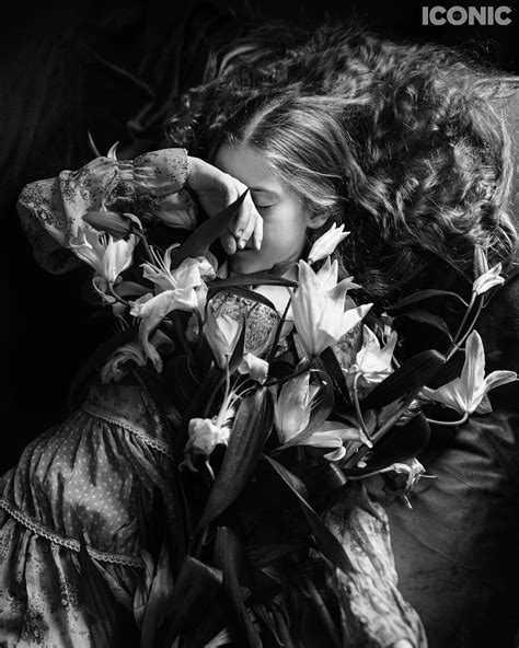 С днем рождения моя принцесса 👑 Хрупкая нежная девочка с красивым именем Илария 💖 Люблю тебя