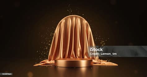 골드 럭셔리 패브릭 제품 디스플레이 또는 추상적인 프리젠 테이션 배경 무대와 쇼케이스 템플릿과 아름다움 골든 반짝이 배경에 우아함 연단 받침대 3d 렌더링 배경 주제에 대한