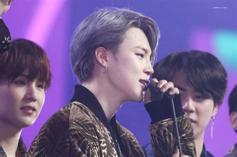 리시안셔스 𝗟𝗜𝗦𝗜𝗔𝗡𝗧𝗛𝗨𝗦 •᷄ɞ•᷅ On Twitter