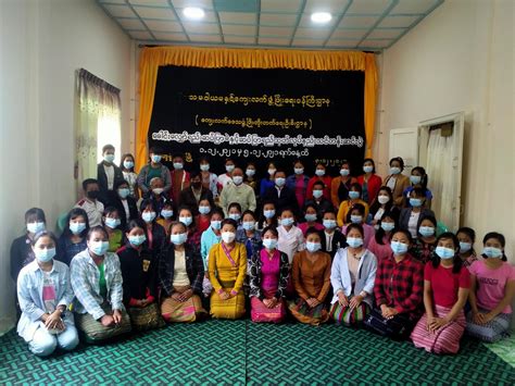 ဟုမ္မလင်း၌ အသက်မွေးဝမ်းကျောင်းအထောက်အကူပြု အိမ်တွင်းမှုလုပ်ငန်း ခေါင်းလ