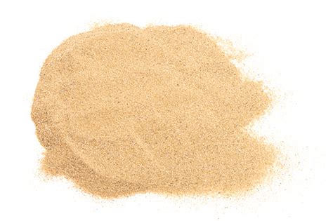 거칠고 훌륭한 개념의 모래 더미는 하얀 배경에 고립된 사막 해변 언덕 산의 땅 길 0명에 대한 스톡 사진 및 기타 이미지 0